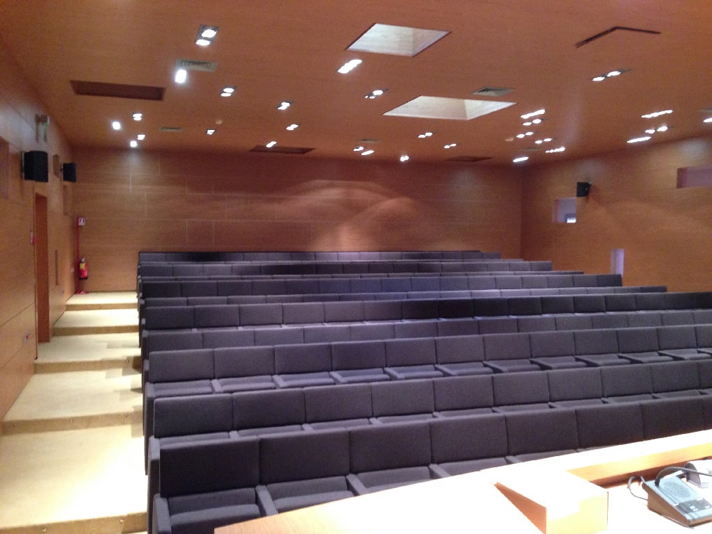 Auditorium Banca BCC - Pompiano, Italy - Mazzoli | Custom Italian Designer furniture